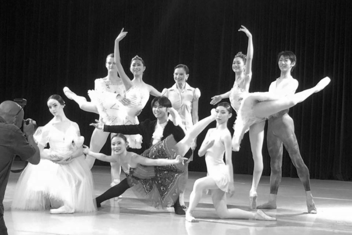 Kamino Dance Art | Ballet, Stretching & Movement Training